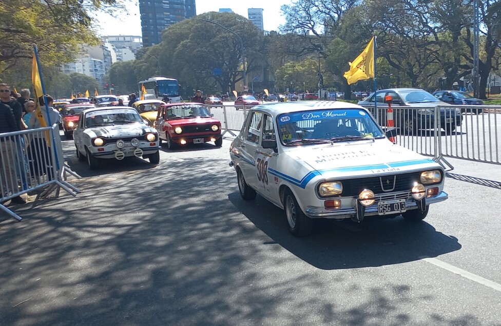 Sebastián Candia De Biasio invita a presenciar la llegada de autos ...